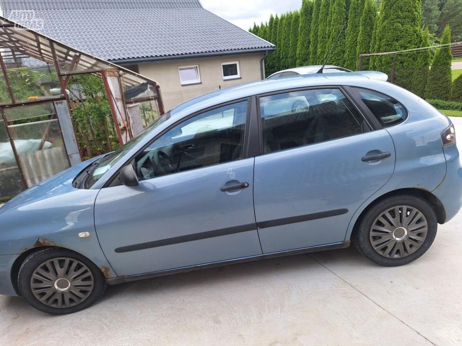 Zils SEAT Ibiza 2006 Kaišiadorys, ar dzinēja tilpumu 1.90 L un nobraukumu 392 tūkst. km par 900 €, foto 4 vietnē AUTOMOTO.COM.LV