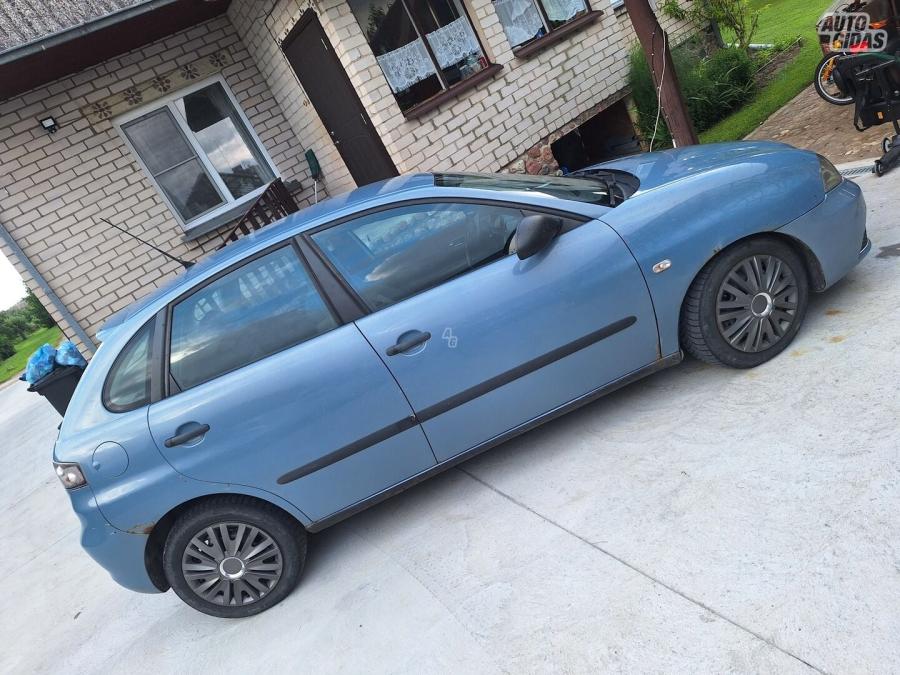Zils SEAT Ibiza 2006 Kaišiadorys, ar dzinēja tilpumu 1.90 L un nobraukumu 392 tūkst. km par 900 €, foto 5 vietnē AUTOMOTO.COM.LV