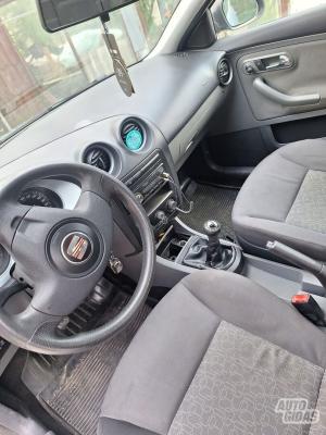 Zils SEAT Ibiza 2006 Kaišiadorys, ar dzinēja tilpumu 1.90 L un nobraukumu 392 tūkst. km par 900 €, foto 6 vietnē AUTOMOTO.COM.LV