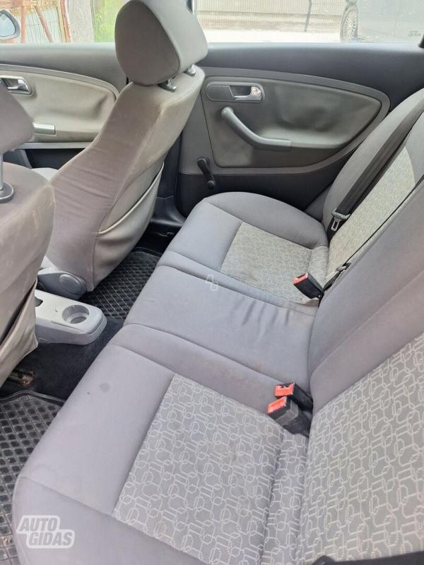 SEAT Ibiza 2006 KaiÅ”iadorys vietnÄ Zils SEAT Ibiza 2006 KaiÅ”iadorys, ar dzinÄja tilpumu 1.90 L un nobraukumu 392 tÅ«kst. km par 900 ā¬, foto 7 vietnÄ AUTOMOTO.COM.LV