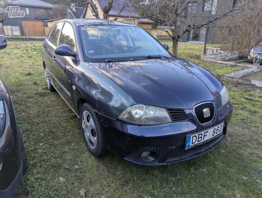 Blue SEAT Ibiza 2007 in Kaunas, with an engine capacity of 1.40 L and mileage of 1 thousand km for 750 €, photo 1 on AUTOMOTO.COM.LV