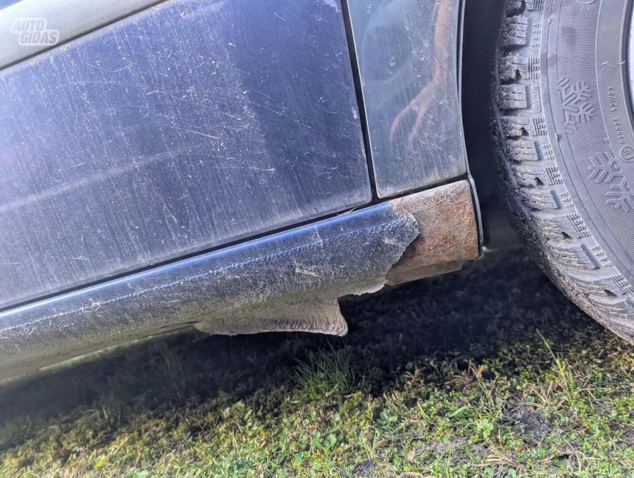 Blue SEAT Ibiza 2007 in Kaunas, with an engine capacity of 1.40 L and mileage of 1 thousand km for 750 €, photo 12 on AUTOMOTO.COM.LV