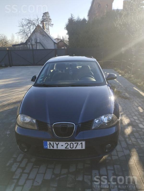 Zils SEAT Ibiza 2007 Rīga, ar dzinēja tilpumu 1.40 L un nobraukumu 225 tūkst. km par 2150 €, foto 1 vietnē AUTOMOTO.COM.LV