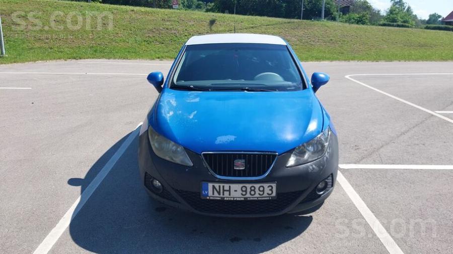 Blue SEAT Ibiza 2009 in Aluksne, with an engine capacity of 1.40 L and mileage of 0 thousand km for 1850 €, photo 5 on AUTOMOTO.COM.LV