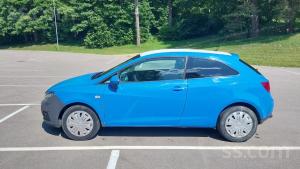 Blue SEAT Ibiza 2009 in Aluksne, with an engine capacity of 1.40 L and mileage of 0 thousand km for 1850 €, photo 10 on AUTOMOTO.COM.LV