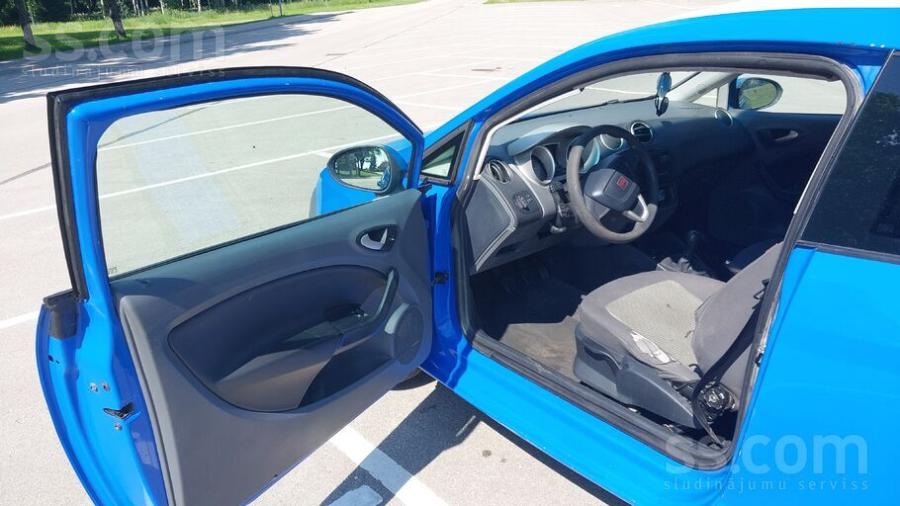Blue SEAT Ibiza 2009 in Aluksne, with an engine capacity of 1.40 L and mileage of 0 thousand km for 1850 €, photo 12 on AUTOMOTO.COM.LV