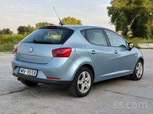 Zils SEAT Ibiza 2009 Rīga, ar dzinēja tilpumu 1.90 L un nobraukumu 350 tūkst. km par 1690 €, foto 4 vietnē AUTOMOTO.COM.LV