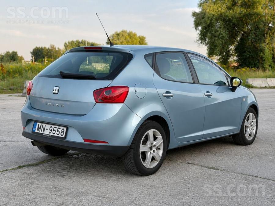 Zils SEAT Ibiza 2009 Rīga, ar dzinēja tilpumu 1.90 L un nobraukumu 350 tūkst. km par 1690 €, foto 4 vietnē AUTOMOTO.COM.LV