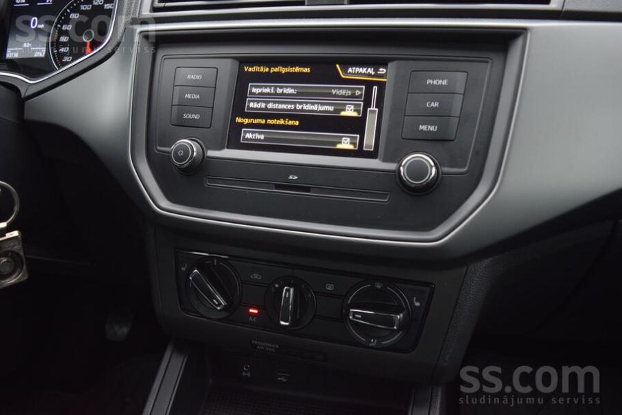 Zils SEAT Ibiza 2018 Rīga, ar dzinēja tilpumu 1.00 L un nobraukumu 64 tūkst. km par 7400 €, foto 9 vietnē AUTOMOTO.COM.LV