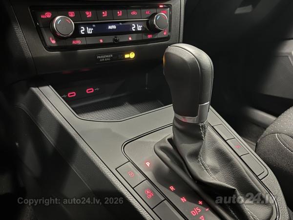 Zils SEAT Ibiza 2022 Tallina, ar dzinēja tilpumu 1.00 L un nobraukumu 27 tūkst. km par 14700 €, foto 5 vietnē AUTOMOTO.COM.LV