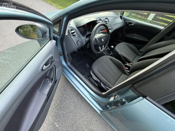 Zils SEAT Ibiza 2011 Alīta, ar dzinēja tilpumu 1.60 L un nobraukumu 227 tūkst. km par 2333 €, foto 9 vietnē AUTOMOTO.COM.LV