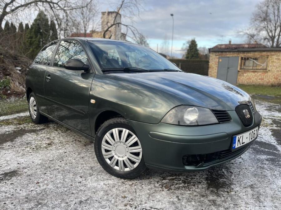 Green SEAT Ibiza 2004 in Jelgava, with an engine capacity of 1.90 L and mileage of 350 thousand km for 820 €, photo 4 on AUTOMOTO.COM.LV