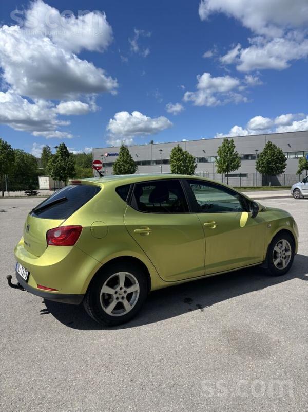Zaļš SEAT Ibiza 2008 Tukums, ar dzinēja tilpumu 1.90 L un nobraukumu 230 tūkst. km par 2350 €, foto 2 vietnē AUTOMOTO.COM.LV