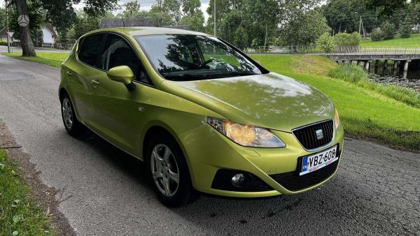 Zaļš SEAT Ibiza 2009 Kelmė, ar dzinēja tilpumu 1.90 L un nobraukumu 345 tūkst. km par 2200 €, foto 3 vietnē AUTOMOTO.COM.LV