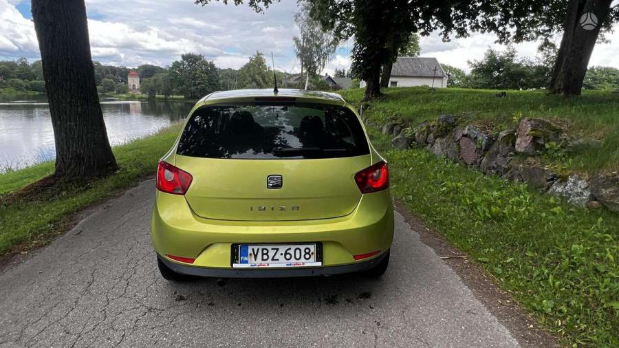 Zaļš SEAT Ibiza 2009 Kelmė, ar dzinēja tilpumu 1.90 L un nobraukumu 345 tūkst. km par 2200 €, foto 7 vietnē AUTOMOTO.COM.LV