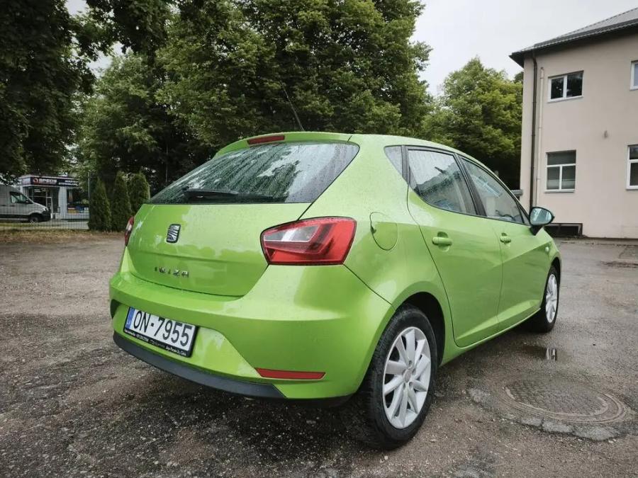 Green SEAT Ibiza 2012 in Cesis, with an engine capacity of 1.40 L and mileage of 141 thousand km for 5350 €, photo 7 on AUTOMOTO.COM.LV