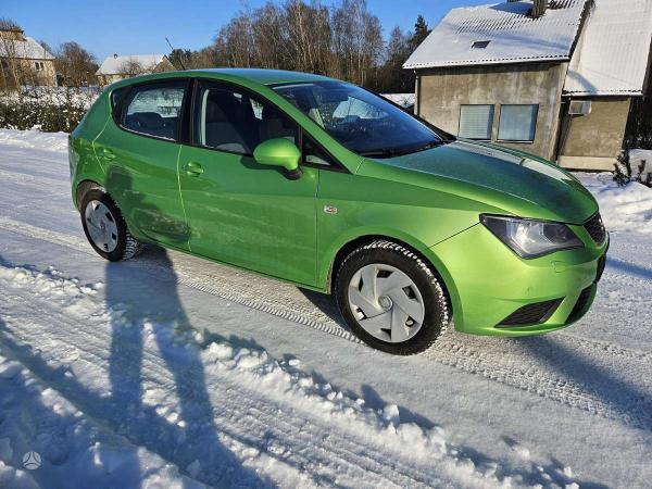 Green SEAT Ibiza 2014 in Utena, with an engine capacity of 1.60 L and mileage of 191 thousand km for 3799 €, photo 5 on AUTOMOTO.COM.LV