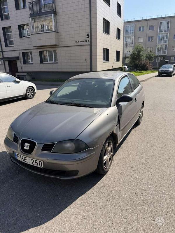 Pelēks SEAT Ibiza 2005 Kauņa, ar dzinēja tilpumu 1.42 L un nobraukumu 25 tūkst. km par 299 €, foto 1 vietnē AUTOMOTO.COM.LV