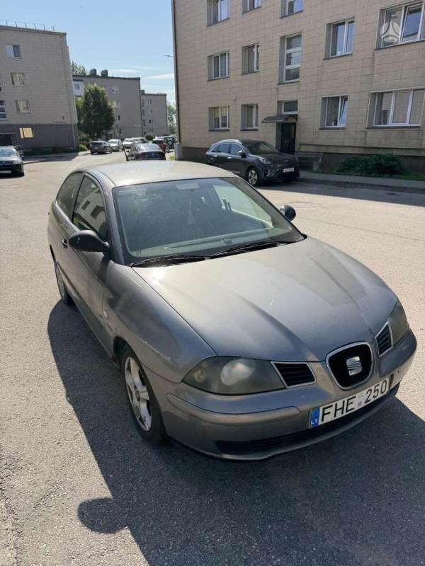 Pelēks SEAT Ibiza 2005 Kauņa, ar dzinēja tilpumu 1.42 L un nobraukumu 25 tūkst. km par 299 €, foto 3 vietnē AUTOMOTO.COM.LV