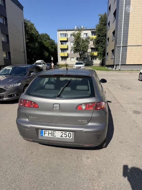 Pelēks SEAT Ibiza 2005 Kauņa, ar dzinēja tilpumu 1.42 L un nobraukumu 25 tūkst. km par 299 €, foto 5 vietnē AUTOMOTO.COM.LV