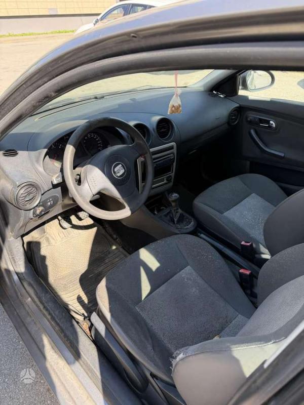 Pelēks SEAT Ibiza 2005 Kauņa, ar dzinēja tilpumu 1.42 L un nobraukumu 25 tūkst. km par 299 €, foto 7 vietnē AUTOMOTO.COM.LV