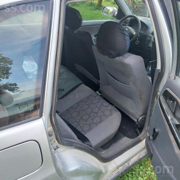 Grey SEAT Ibiza 2000 in Jekabpils, with an engine capacity of 1.60 L and mileage of 340 thousand km for 750 €, photo 6 on AUTOMOTO.COM.LV