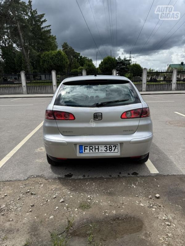 Grey SEAT Ibiza 2002 in Kaunas, with an engine capacity of 1.20 L and mileage of 240 thousand km for 700 €, photo 3 on AUTOMOTO.COM.LV