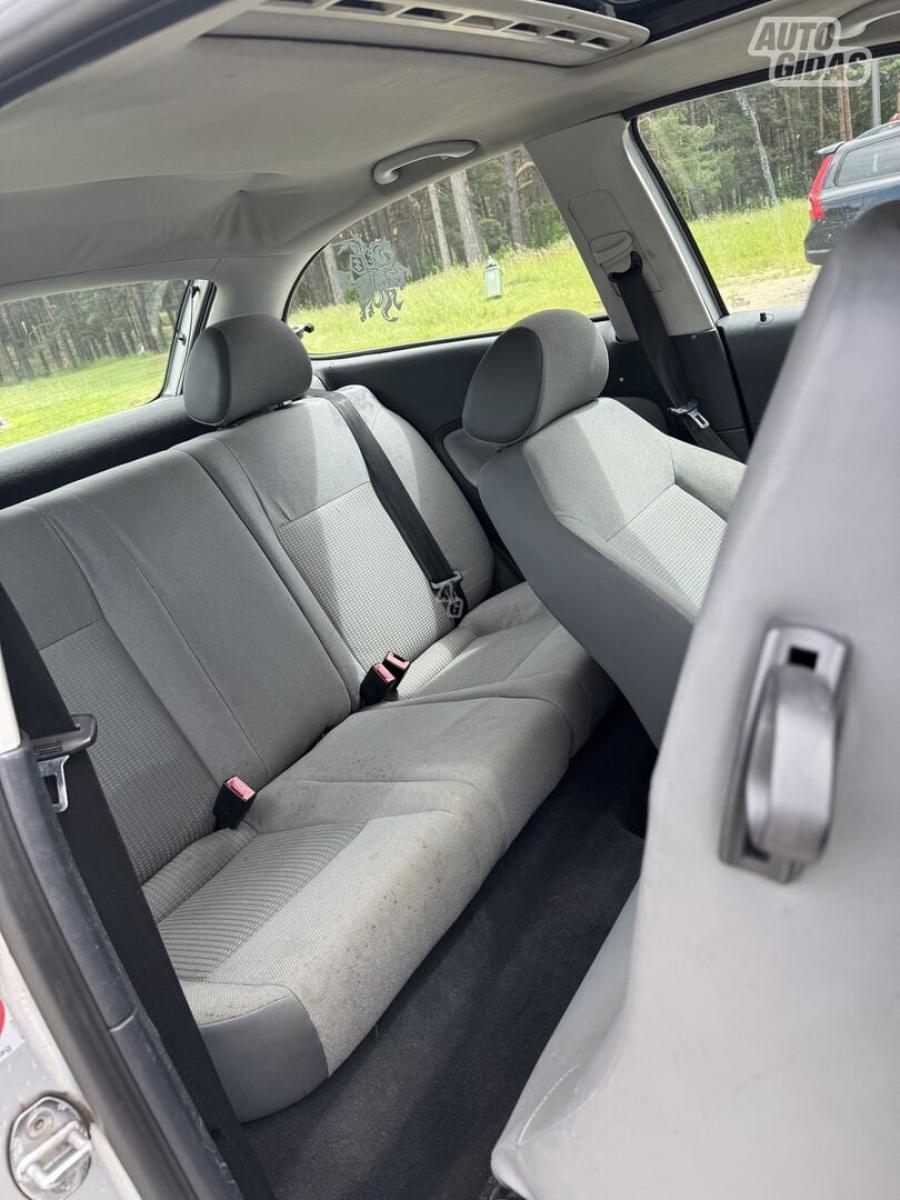 Grey SEAT Ibiza 2002 in Kaunas, with an engine capacity of 1.20 L and mileage of 240 thousand km for 700 €, photo 6 on AUTOMOTO.COM.LV