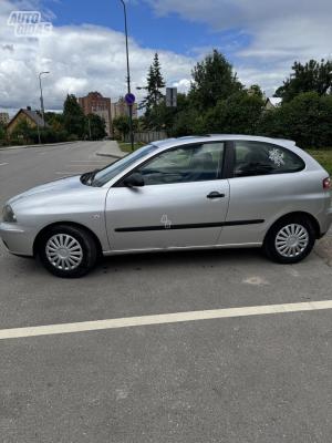 Grey SEAT Ibiza 2002 in Kaunas, with an engine capacity of 1.20 L and mileage of 240 thousand km for 700 €, photo 8 on AUTOMOTO.COM.LV