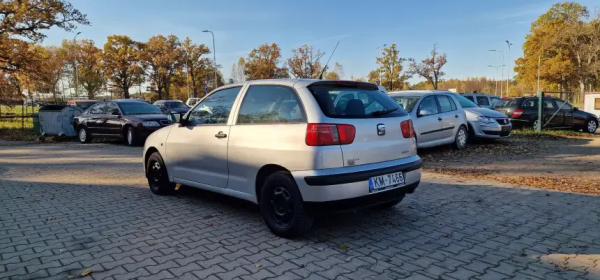 Pelēks SEAT Ibiza 2002 Valmiera, ar dzinēja tilpumu 1.40 L un nobraukumu 227 tūkst. km par 790 €, foto 4 vietnē AUTOMOTO.COM.LV