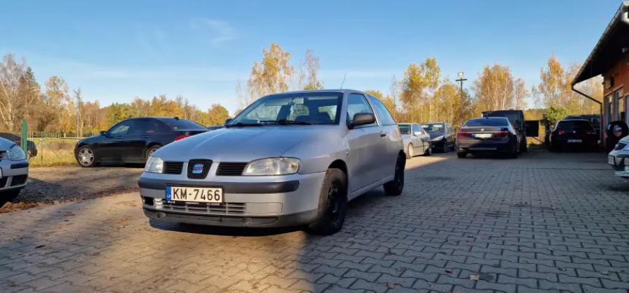 Grey SEAT Ibiza 2002 in Valmiera, with an engine capacity of 1.40 L and mileage of 227 thousand km for 790 €, photo 6 on AUTOMOTO.COM.LV