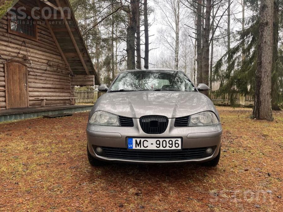 Pelēks SEAT Ibiza 2003 Balvi, ar dzinēja tilpumu 1.90 L un nobraukumu 365 tūkst. km par 900 €, foto 3 vietnē AUTOMOTO.COM.LV
