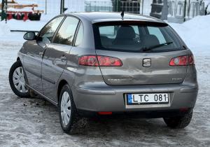 Pelēks SEAT Ibiza 2004 Radviliškis, ar dzinēja tilpumu 1.40 L un nobraukumu 260 tūkst. km par 800 €, foto 7 vietnē AUTOMOTO.COM.LV