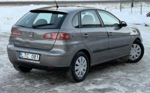 Pelēks SEAT Ibiza 2004 Radviliškis, ar dzinēja tilpumu 1.40 L un nobraukumu 260 tūkst. km par 800 €, foto 10 vietnē AUTOMOTO.COM.LV