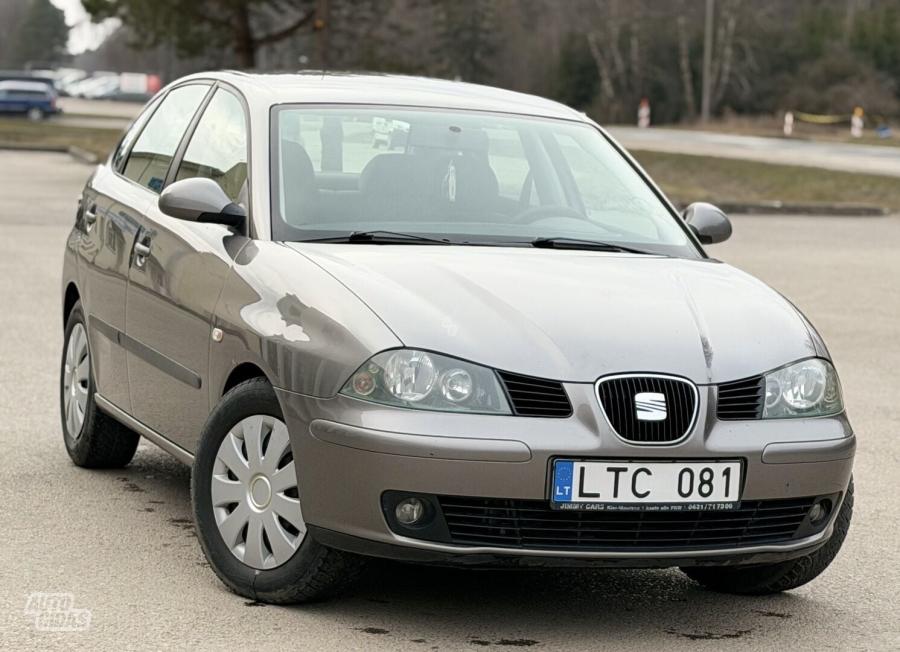Grey SEAT Ibiza 2004 in Radviliskis, with an engine capacity of 1.40 L and mileage of 266 thousand km for 750 €, photo 3 on AUTOMOTO.COM.LV