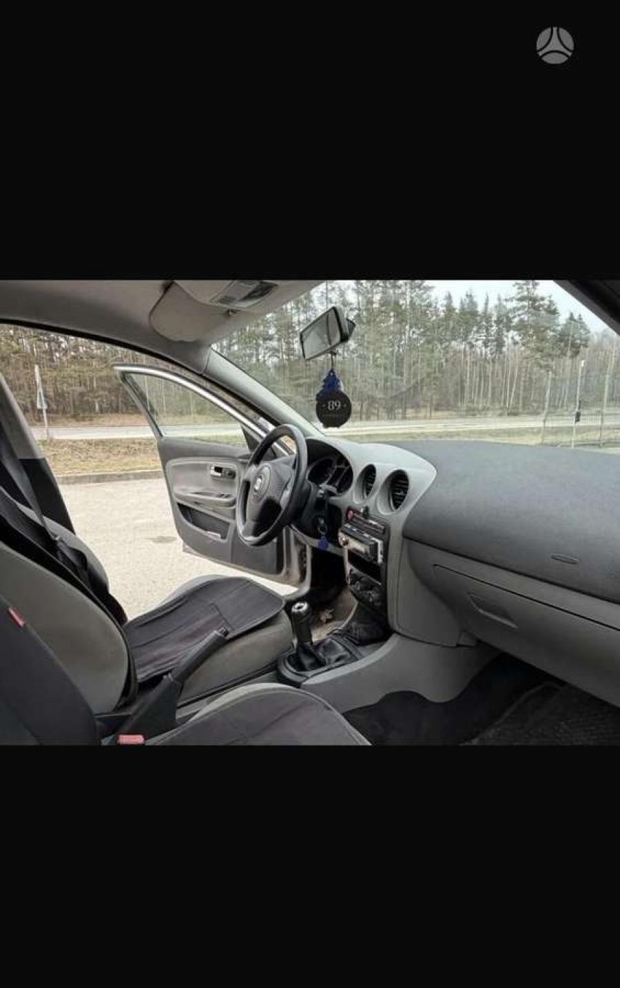 Grey SEAT Ibiza 2004 in Panevezys, with an engine capacity of 1.39 L and mileage of 269 thousand km for 700 €, photo 10 on AUTOMOTO.COM.LV