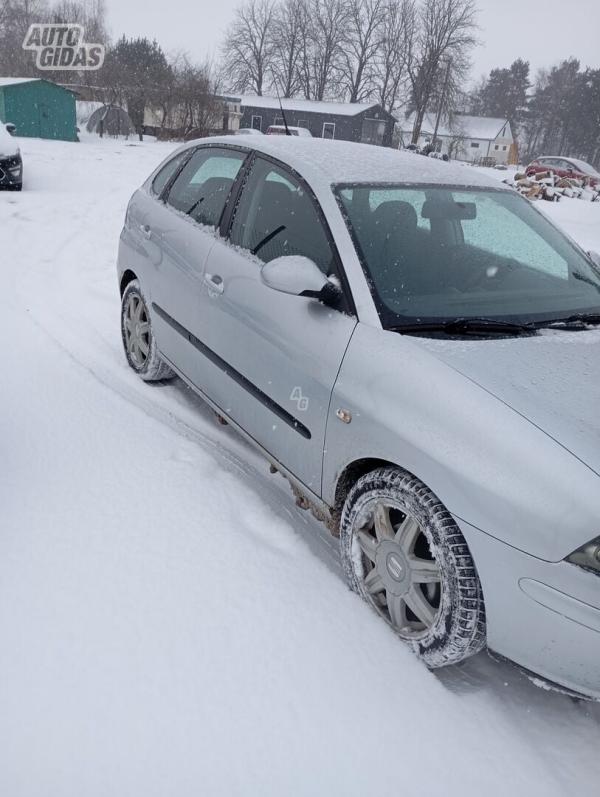 Серый Сеат Ибица 2005 в Паневежис, объемом двигателя 1.40 л и пробегом 121 тыс. км за 1550 €, фото 6 на AUTOMOTO.COM.LV