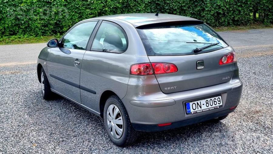 Pelēks SEAT Ibiza 2005 Cēsis, ar dzinēja tilpumu 1.40 L un nobraukumu 238 tūkst. km par 1300 €, foto 8 vietnē AUTOMOTO.COM.LV