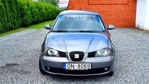 Pelēks SEAT Ibiza 2005 Cēsis, ar dzinēja tilpumu 1.40 L un nobraukumu 238 tūkst. km par 1300 €, foto 4 vietnē AUTOMOTO.COM.LV
