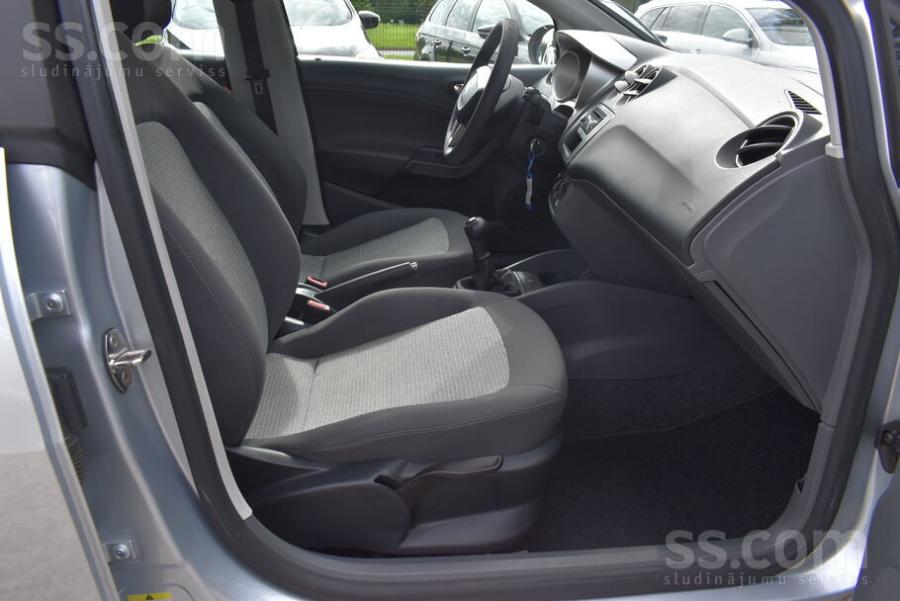 Grey SEAT Ibiza 2008 in Kuldiga, with an engine capacity of 1.40 L and mileage of 0 thousand km for 4100 €, photo 8 on AUTOMOTO.COM.LV