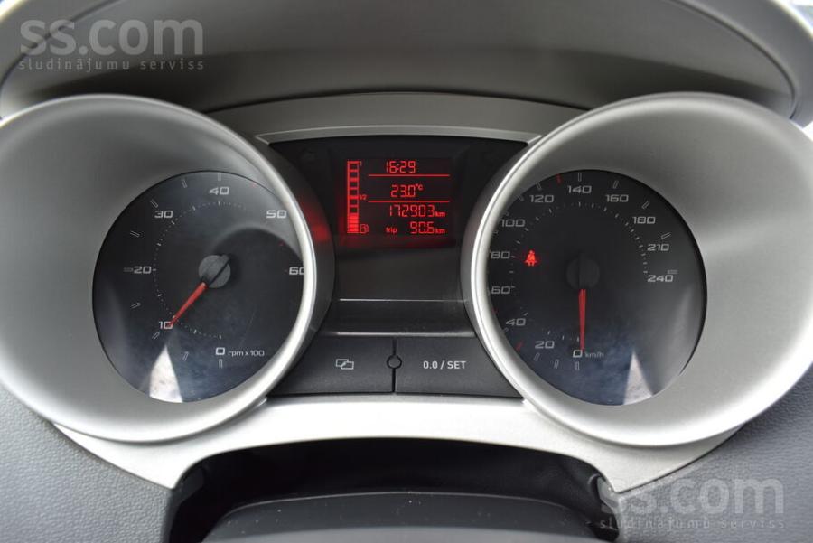 Grey SEAT Ibiza 2008 in Kuldiga, with an engine capacity of 1.40 L and mileage of 0 thousand km for 4100 €, photo 14 on AUTOMOTO.COM.LV