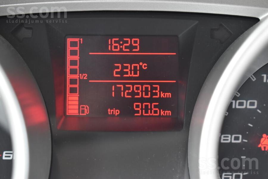Grey SEAT Ibiza 2008 in Kuldiga, with an engine capacity of 1.40 L and mileage of 0 thousand km for 4100 €, photo 15 on AUTOMOTO.COM.LV