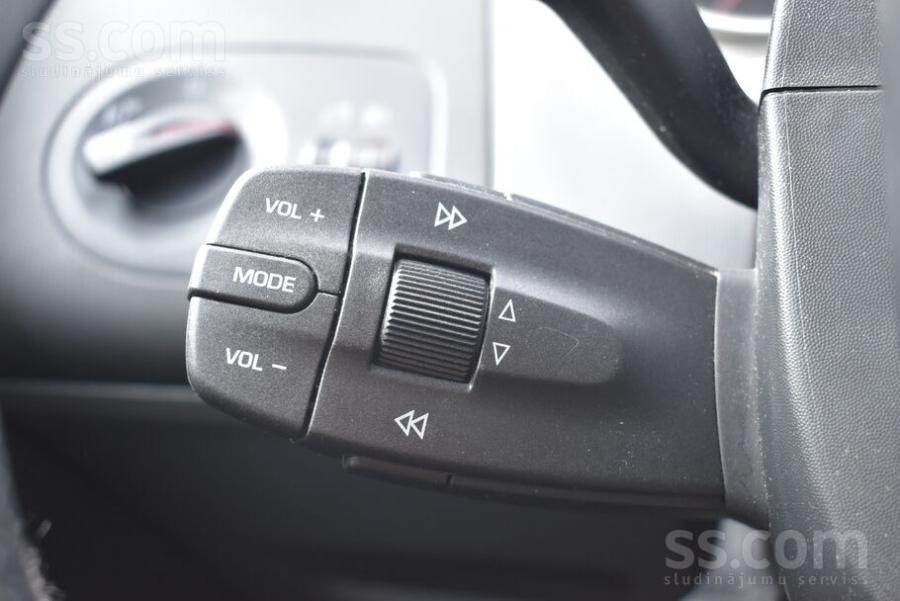 Grey SEAT Ibiza 2008 in Kuldiga, with an engine capacity of 1.40 L and mileage of 0 thousand km for 4100 €, photo 16 on AUTOMOTO.COM.LV