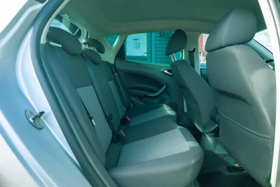 Pelēks SEAT Ibiza 2010 Liepāja, ar dzinēja tilpumu 1.20 L un nobraukumu 172 tūkst. km par 4400 €, foto 13 vietnē AUTOMOTO.COM.LV