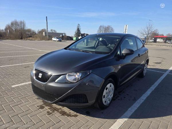 Grey SEAT Ibiza 2010 in Silute, with an engine capacity of 1.40 L and mileage of 186 thousand km for 1500 €, photo 1 on AUTOMOTO.COM.LV