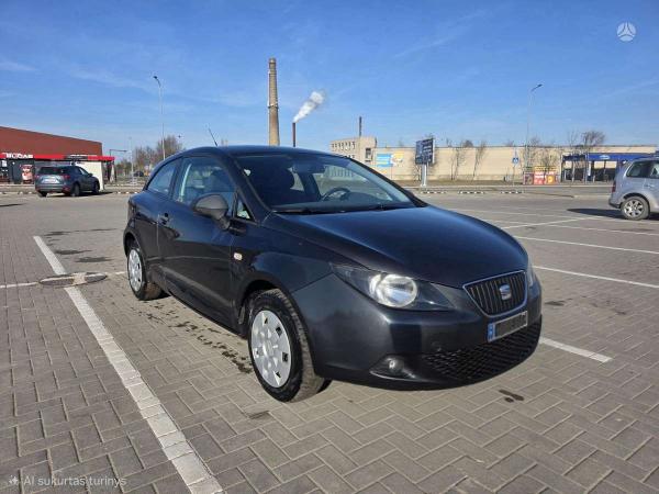 Grey SEAT Ibiza 2010 in Silute, with an engine capacity of 1.40 L and mileage of 186 thousand km for 1500 €, photo 2 on AUTOMOTO.COM.LV