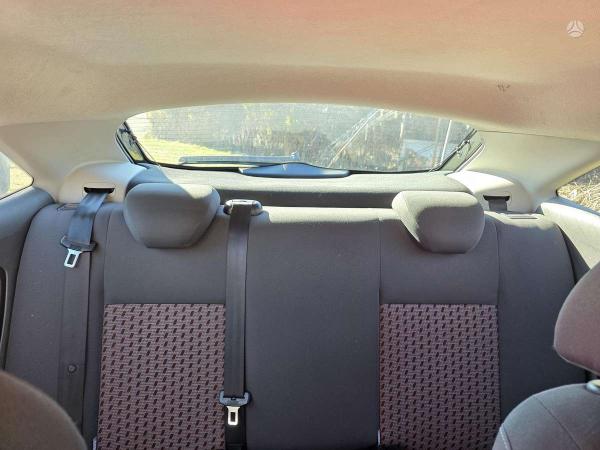 Grey SEAT Ibiza 2010 in Silute, with an engine capacity of 1.40 L and mileage of 186 thousand km for 1500 €, photo 9 on AUTOMOTO.COM.LV