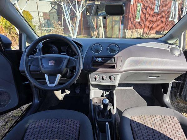Grey SEAT Ibiza 2010 in Silute, with an engine capacity of 1.40 L and mileage of 186 thousand km for 1500 €, photo 10 on AUTOMOTO.COM.LV