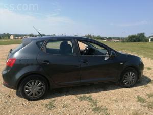 Grey SEAT Ibiza 2010 in Daugavpils, with an engine capacity of 1.40 L and mileage of 213 thousand km for 1950 €, photo 5 on AUTOMOTO.COM.LV