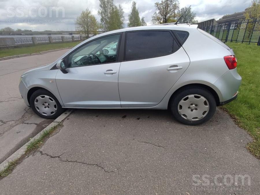 Grey SEAT Ibiza 2011 in Riga, with an engine capacity of 1.60 L and mileage of 162 thousand km for 3650 €, photo 13 on AUTOMOTO.COM.LV